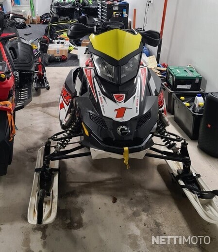 Lynx Rave RE 800R E-TEC 800 cm³ 2011 - Vantaa - Moottorikelkka - Nettimoto