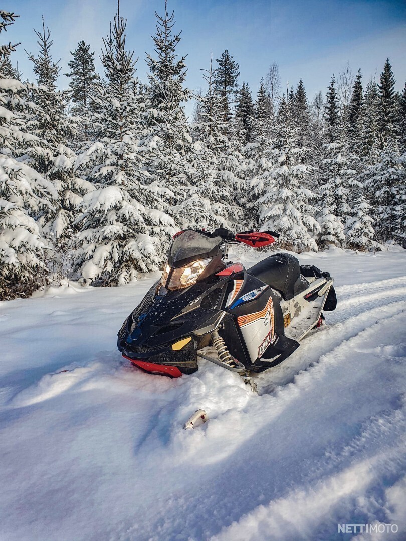 Lynx Rave RE 600 E-TEC 600 cm³ 2009 - Nilsiä - Moottorikelkka - Nettimoto