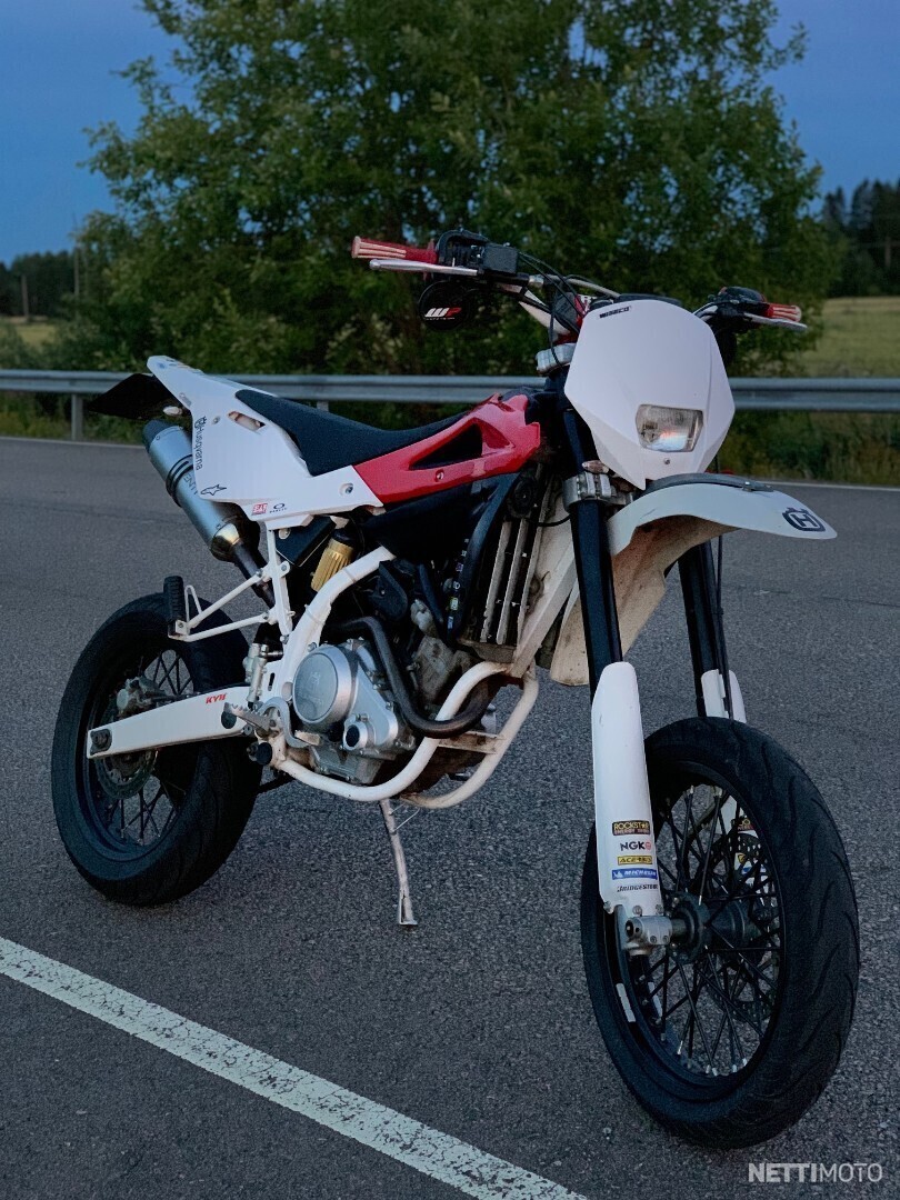 Husqvarna SMR 125 125 cm³ 2012 - Kotka - Moottoripyörä - Nettimoto