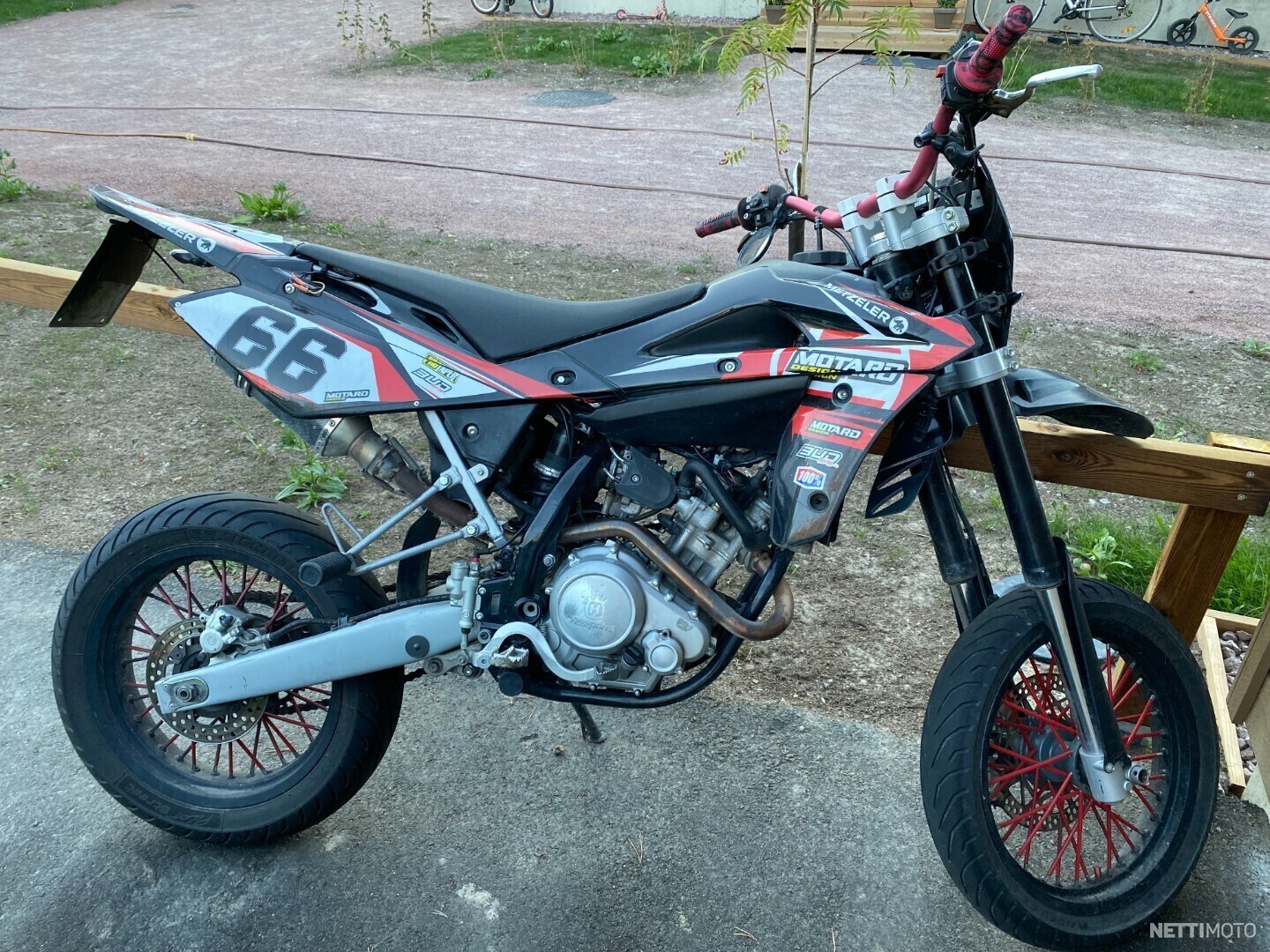 Husqvarna SMR 125 cm³ 2011 - Kirkkonummi - Motorcycle - Nettimoto