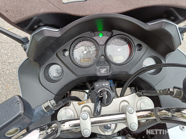 Honda CBF 1000S 1 000 cm³ 2006 - Salo - Moottoripyörä - Nettimoto