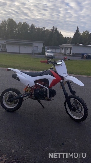 Fusion Bee 125 125 cm³ 2017 - Vihti - Mopo - Nettimoto