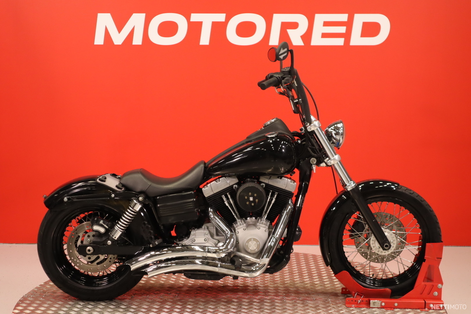Harley-Davidson Dyna FXDBI Dyna Street Bob Ilmainen kotiintoimitus ...