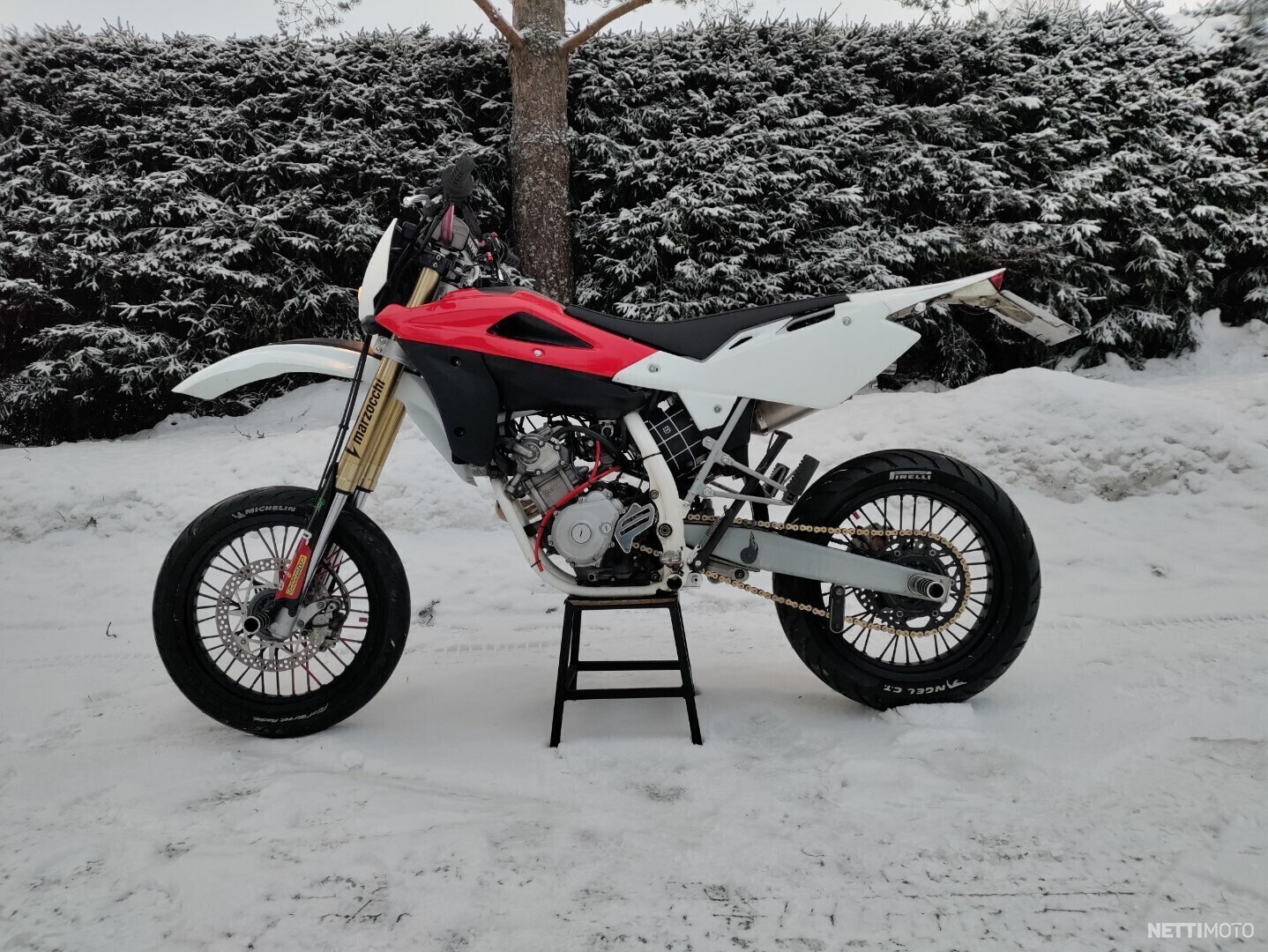 Husqvarna SMR 183cc 125 cm³ 2011 - Kotka - Moottoripyörä - Nettimoto