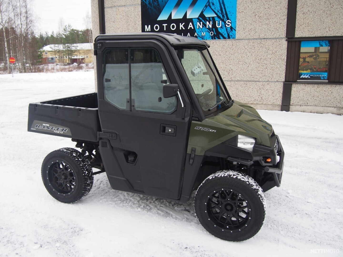 Polaris Ranger 60 km/h traktori ,ohjaustehostimella ja lämpöhytillä 570 ...