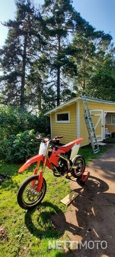 HM CRM 50 cm³ 2013 - Kotka - Moped - Nettimoto