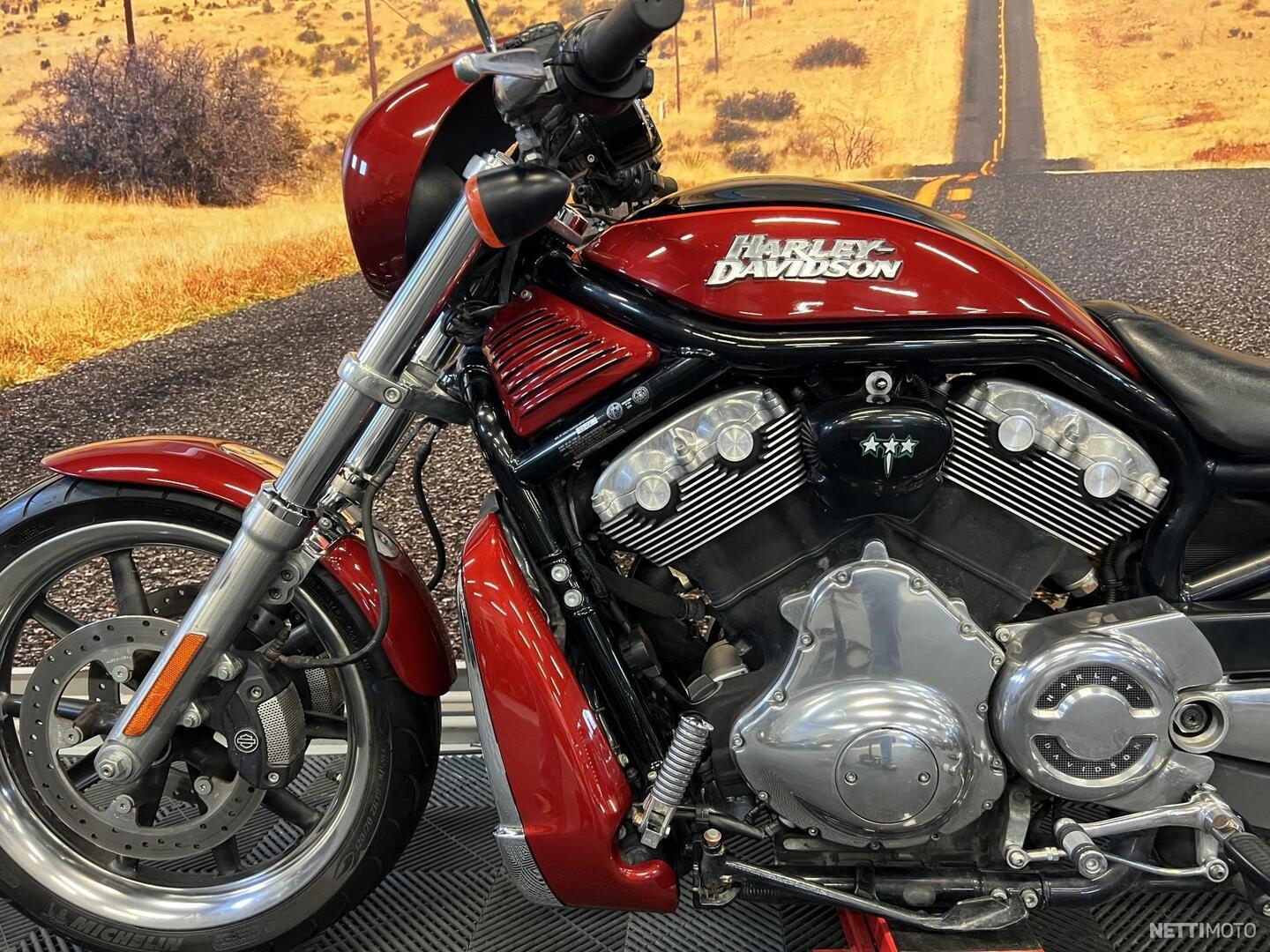 Harley-Davidson VRSC HIENO V-ROD * TAB PERFORMANSE PUTKISTO * VAIHTO ...