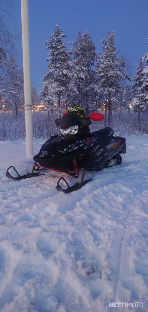 Polaris IQ Dragon 700CFI 700 cm³ 2008 - Posio - Moottorikelkka - Nettimoto