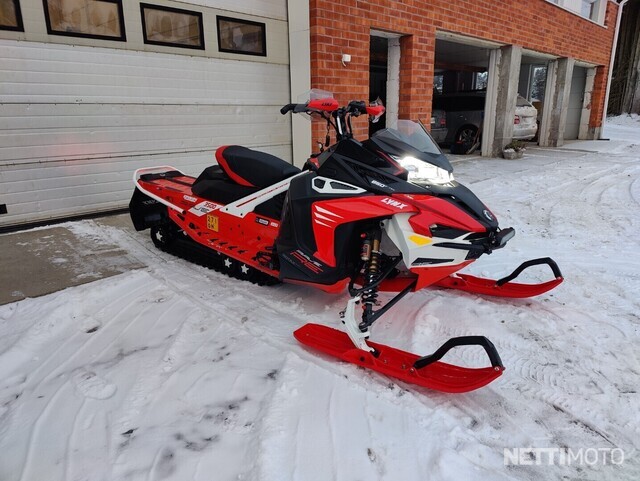 Lynx Rave RE 850 E-TEC 3500 PPS-2 TAKUU 2/2025 850 cm³ 2021 - Isojoki ...