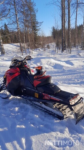 Lynx Rave RE 800 RS KIT 800 cm³ 2014 - Rautalampi - Moottorikelkka ...