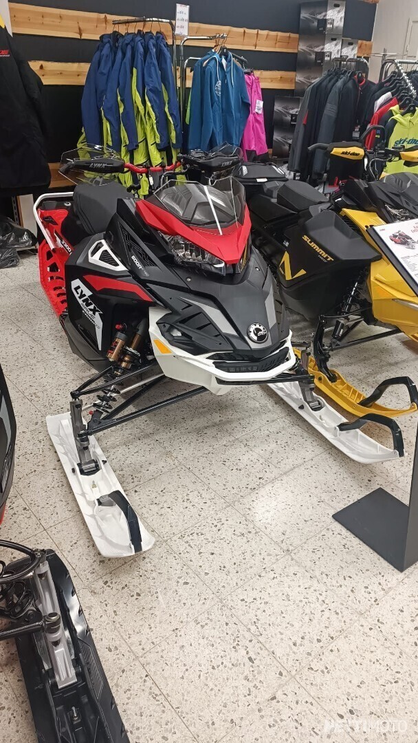 Lynx Enduro 600R 600 cm³ 2023 - Muonio - Moottorikelkka - Nettimoto