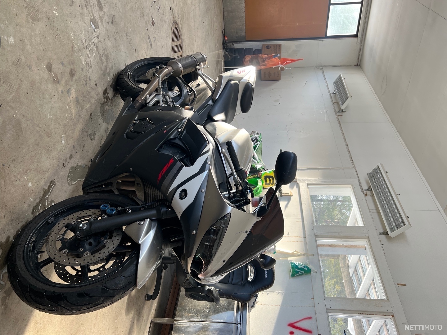 Yamaha YZF-R6 A2 600 cm³ 2004 - Kemi - Motorcycle - Nettimoto