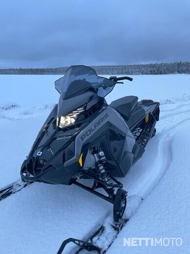 Polaris Indy 650 XC 137 Matryx 650 cm³ 2022 - Joensuu - Moottorikelkka ...