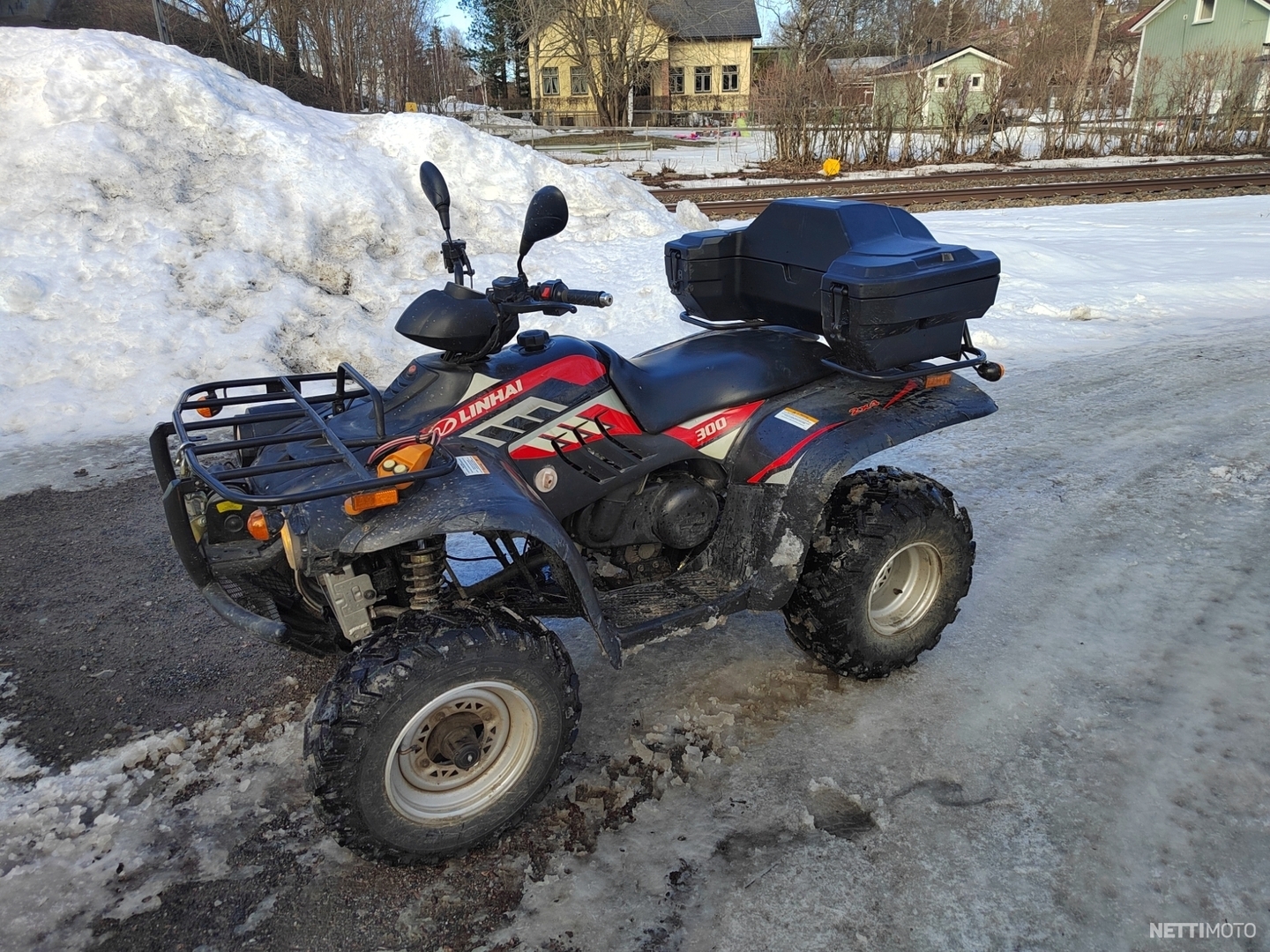 Linhai 300 2x4 Tarjoa rohkeasti! 300 cm³ 2005 - Tampere - Mönkijä ...