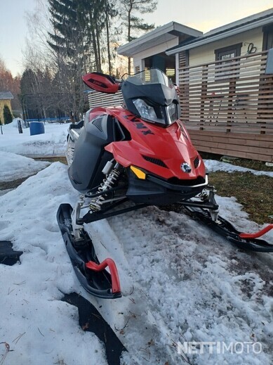 Lynx Rave 550 550 cm³ 2009 - Reisjärvi - Moottorikelkka - Nettimoto