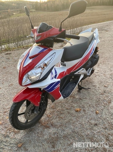 Honda NSC 50R 50 cm³ 2018 - Lohja - Scooter - Nettimoto