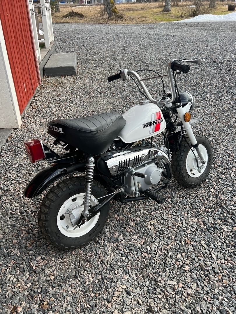 Honda Monkey 80 cm³ 1992 - Seinäjoki - Moped - Nettimoto