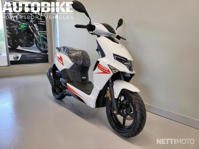 Keeway Hurricane 50 Skootteri *SUPERTARJOUS* 50 cm³ 2023 - Tuusula ...