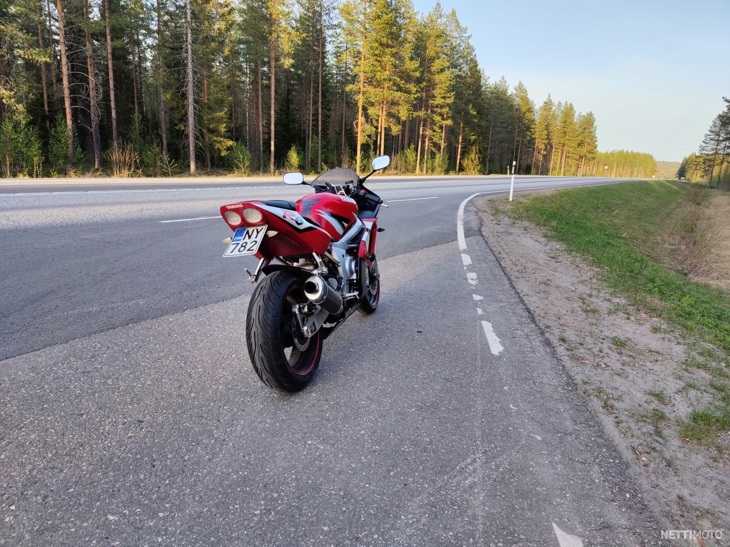 Yamaha YZF-R6 A2 600 cm³ 2002 - Oulu - Motorcycle - Nettimoto