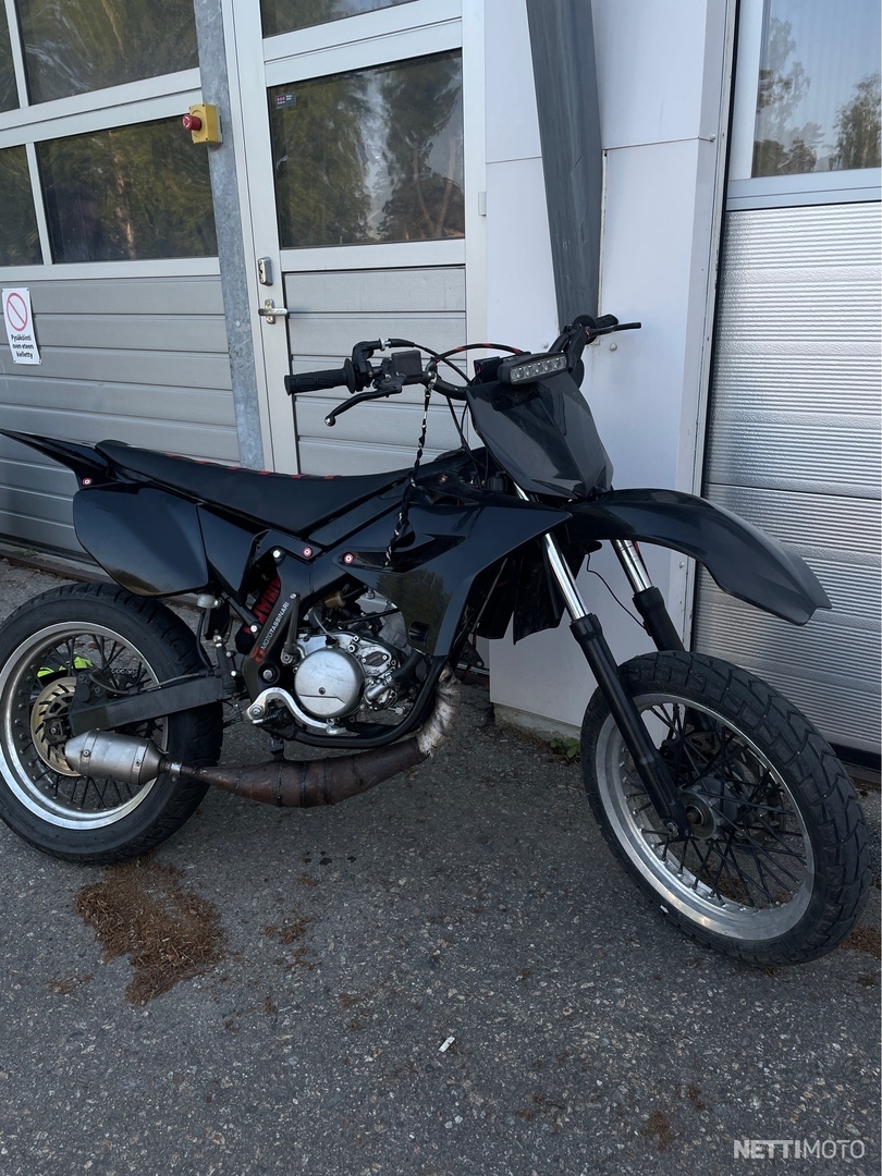 Yamaha DT 50 cm³ 2008 - Pieksämäki - Mopo - Nettimoto
