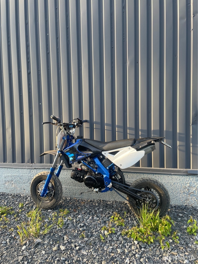 Polini XP4 50 cm³ 2024 - Varkaus - Moped - Nettimoto