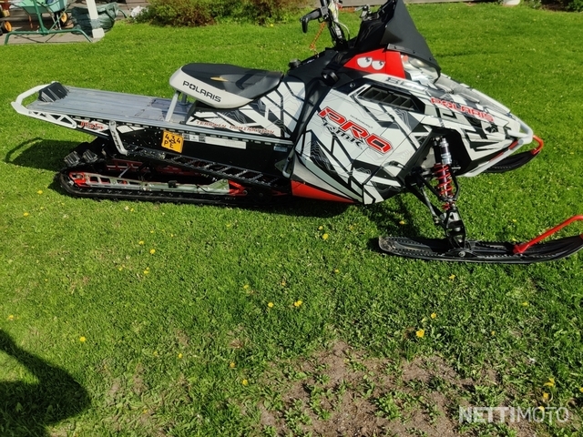 Polaris Pro RMK 800 cm³ 2015 - Oulu - Moottorikelkka - Nettimoto