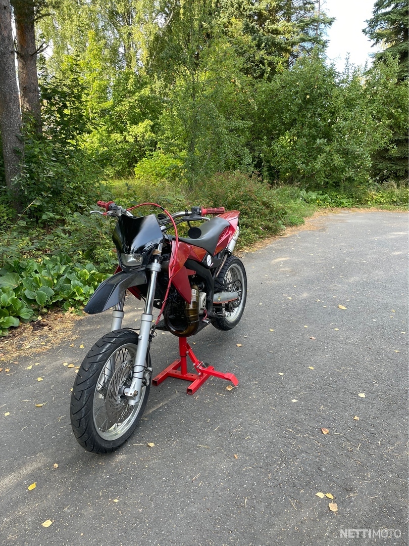 Derbi Senda SM 50 cm³ 2008 - Pälkäne - Mopo - Nettimoto