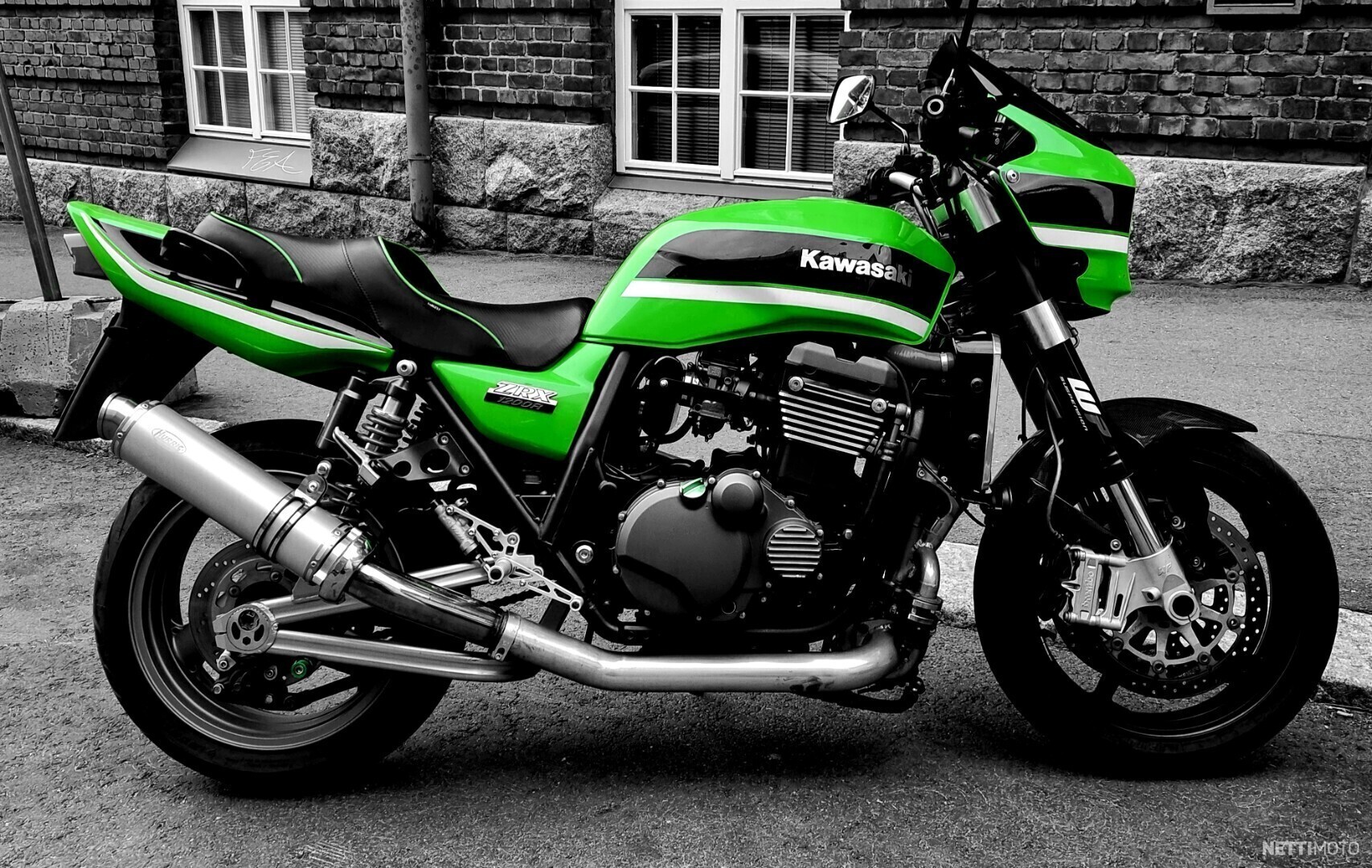 Kawasaki ZRX 1200 R 1 200 cm³ 2007 - Nokia - Moottoripyörä - Nettimoto