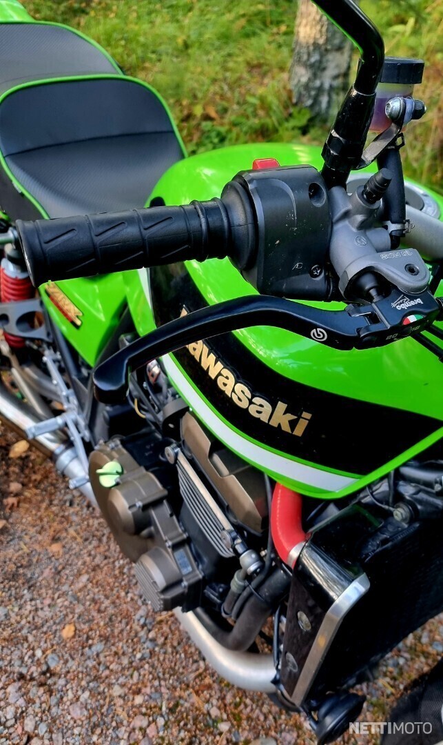 Kawasaki ZRX 1200 R 1 200 cm³ 2007 - Nokia - Moottoripyörä - Nettimoto