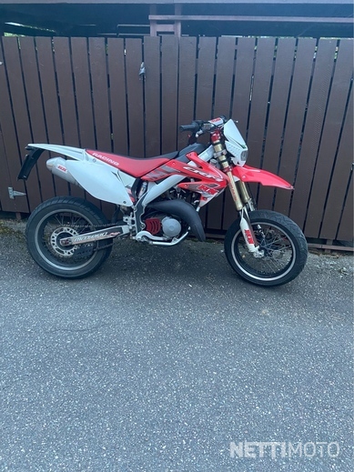 HM CRM 125 cm³ 2012 - Tampere - Motorcycle - Nettimoto