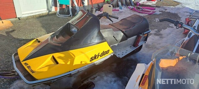 Ski-Doo Blizzard 5500 ROTAX 503 500 cm³ 1980 - Salla - Moottorikelkka ...