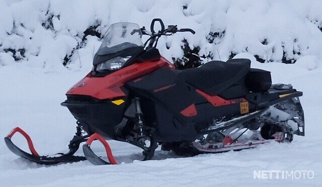 Ski-Doo Summit SP 146 600 E-TEC ES 600 cm³ 2021 - Oulu - Moottorikelkka ...