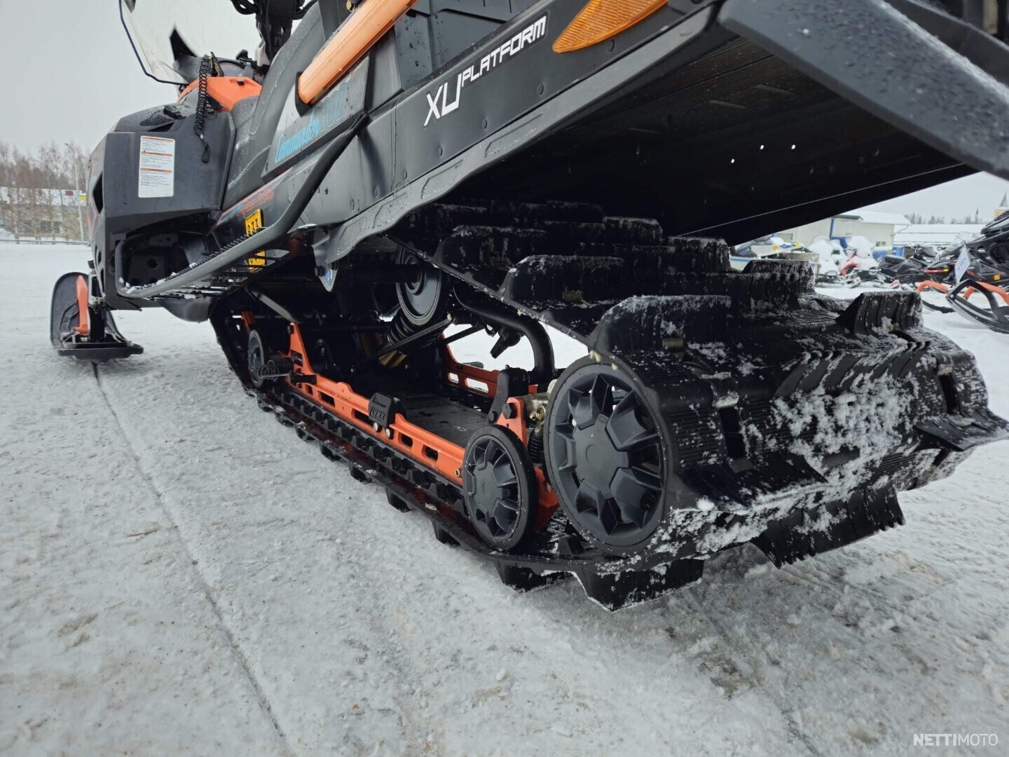 Lynx Commander 800R E-tec 800 cm³ 2019 - Muonio - Moottorikelkka ...