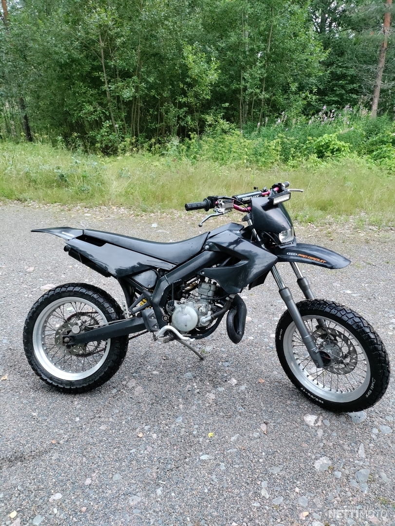 Derbi Senda 50 cm³ 2009 - Loppi - Mopo - Nettimoto