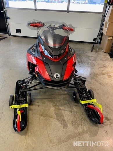 Lynx Rave RE 850 3300 E-Tec 850 cm³ 2018 - Pirkkala - Moottorikelkka ...