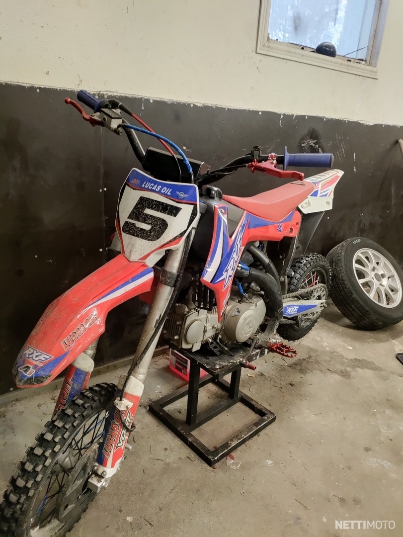 Apollo RFN Thunder 125 14 12 125 cm³ 2022 - Kannus - Moottoripyörä ...