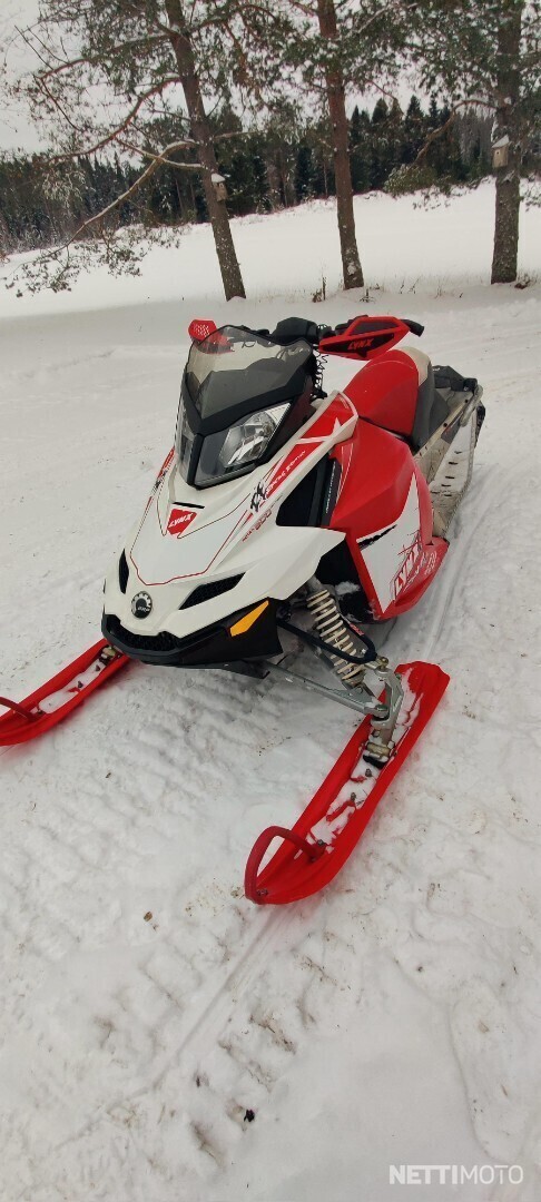 Lynx Rave RE 600 E-TEC 600 cm³ 2010 - Isokyrö - Moottorikelkka - Nettimoto