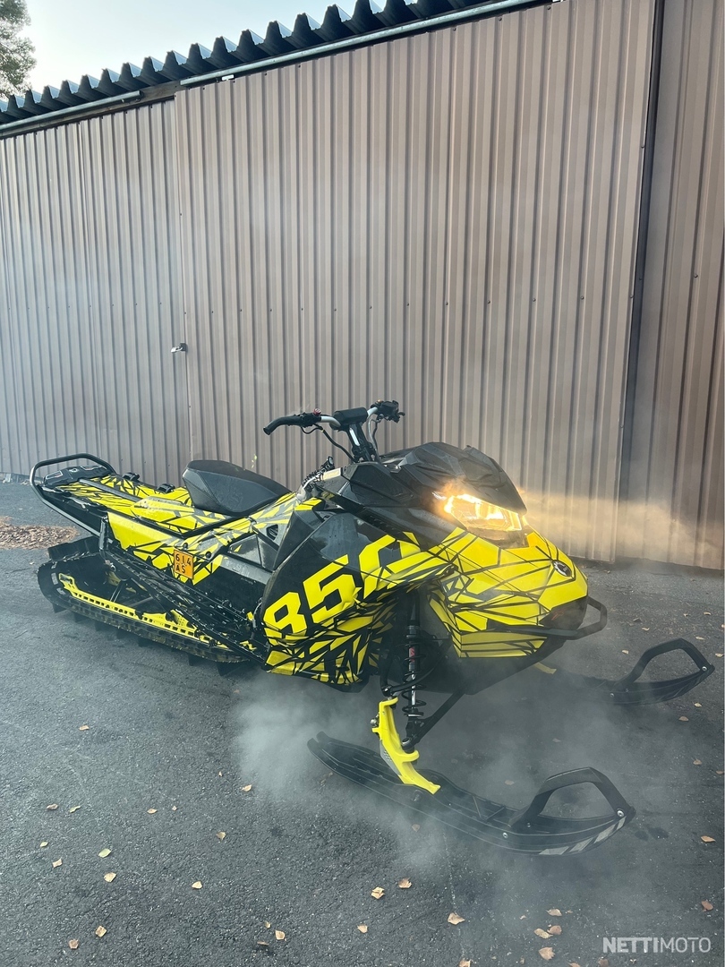 Ski-Doo Summit 154” Shorty 850 cm³ 2017 - Mustasaari - Moottorikelkka ...