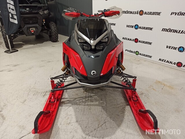 Lynx Rave RE 850E-TEC 10.25" *NASTAMATTO *SÄHKÖSTARTTI 850 cm³ 2024 ...