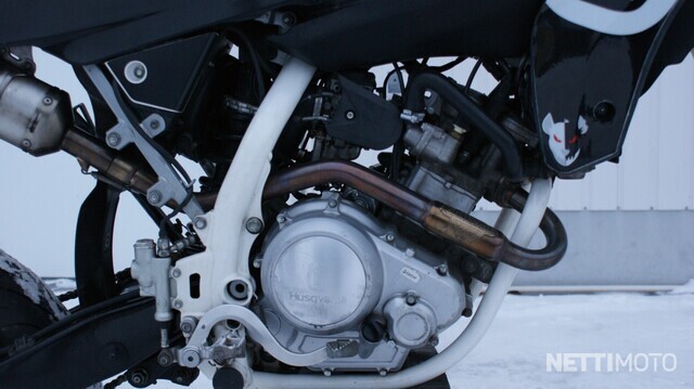 Husqvarna SMR 125 cm³ 2011 - Espoo - Moottoripyörä - Nettimoto
