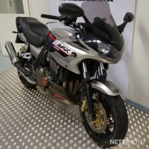 Kawasaki ZRX 1200 S 1 200 cm³ 2004 - Oulu - Moottoripyörä - Nettimoto