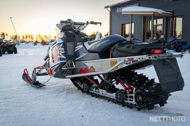 Polaris SwitchBack 800 Assault 2.0 Retro 144" 800 cm³ 2013 - Kajaani ...