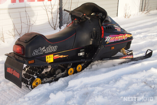 Ski-Doo Mach 1 700 TRIPLE 700 cm³ 1997 - Kuusamo - Moottorikelkka ...