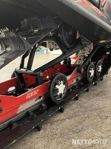 Lynx Rave RE 800R E-TEC 800 cm³ 2015 - Oulu - Moottorikelkka - Nettimoto