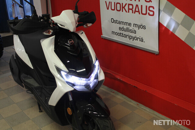 SYM Jet4 50 R RX 50 EFI 50 cm³ 2022 - Rauma - Skootteri - Nettimoto