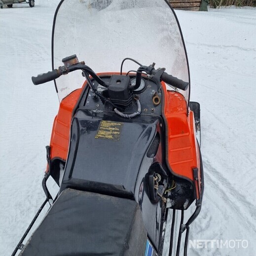 Lynx 535 Myös vaihto 400 cm³ 1987 - Uukuniemi - Moottorikelkka - Nettimoto