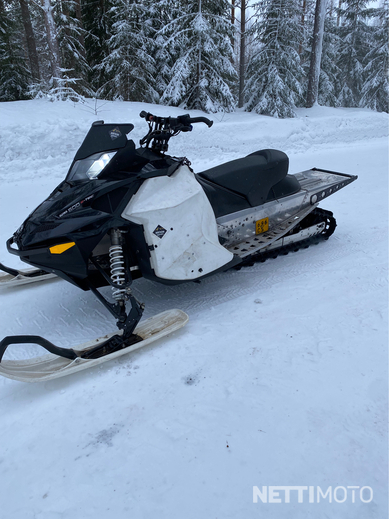 Lynx Rave RE 600 cm³ 2011 - Iisalmi - Moottorikelkka - Nettimoto