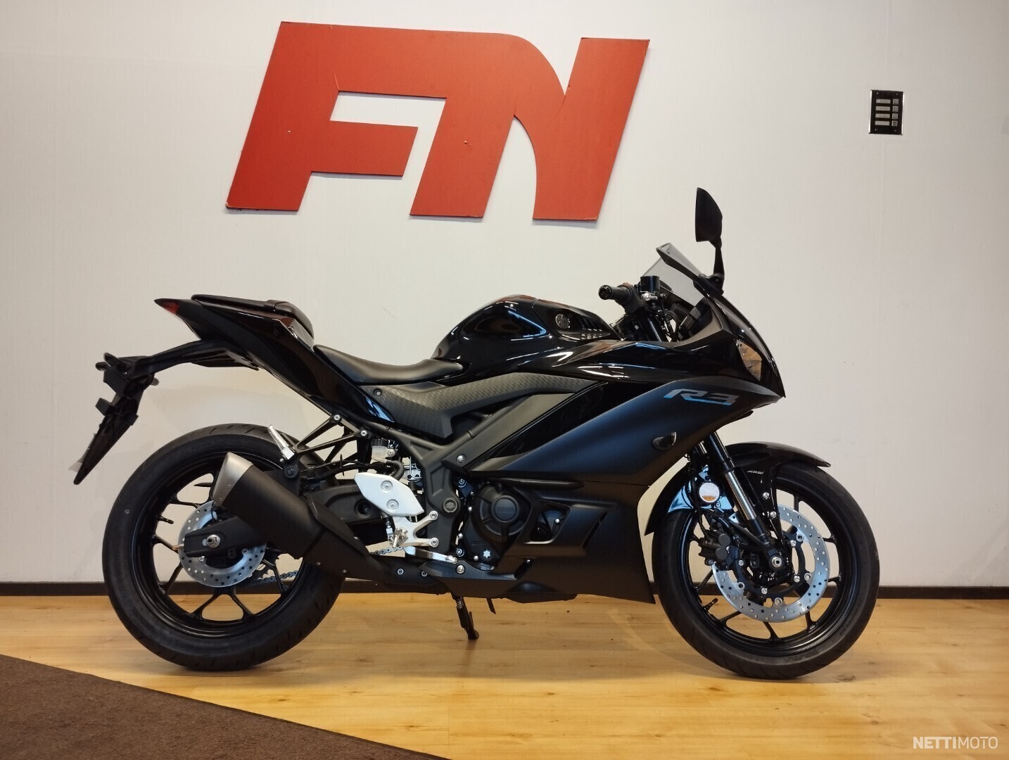 Yamaha YZF-R3 300 cm³ 2024 - Espoo - Motorcycle - Nettimoto