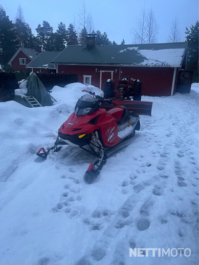 Lynx Rave 600 cm³ 2010 - Kangasala - Moottorikelkka - Nettimoto