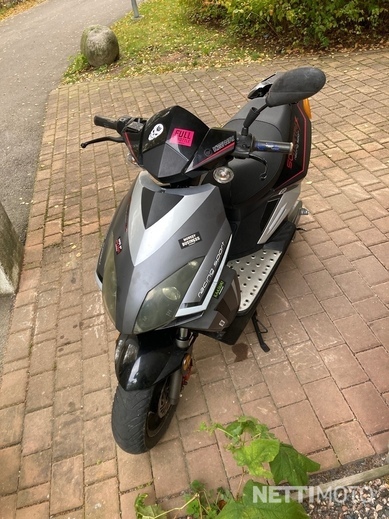 Keeway Matrix KEEWAY RACING 50 50 cm³ 2008 - Helsinki - Skootteri - Nettimoto